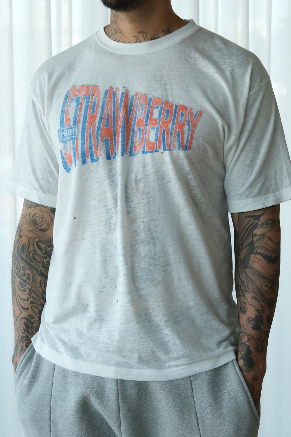 shop graphic tees – STRAWBERRY